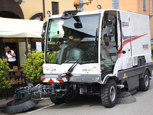 Zametací stroj Dulevo 3000 Revolution | PROFISTROJE.CZ