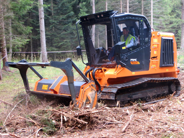 Pásový nosič Prime Tech PT 175 | PROFISTROJE.CZ